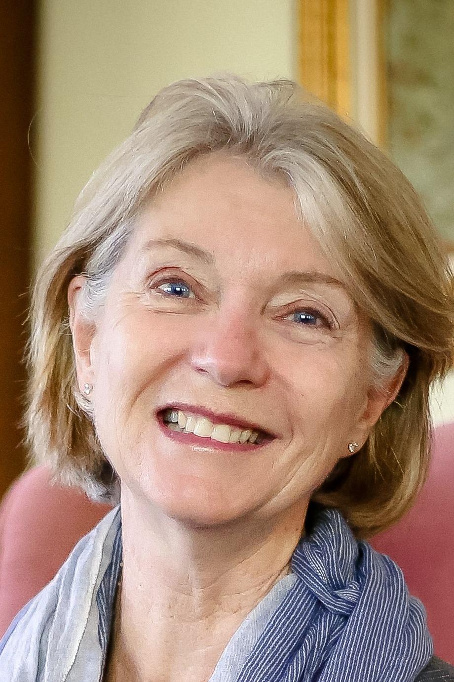 Uproar Theatrics - Erin Dealey